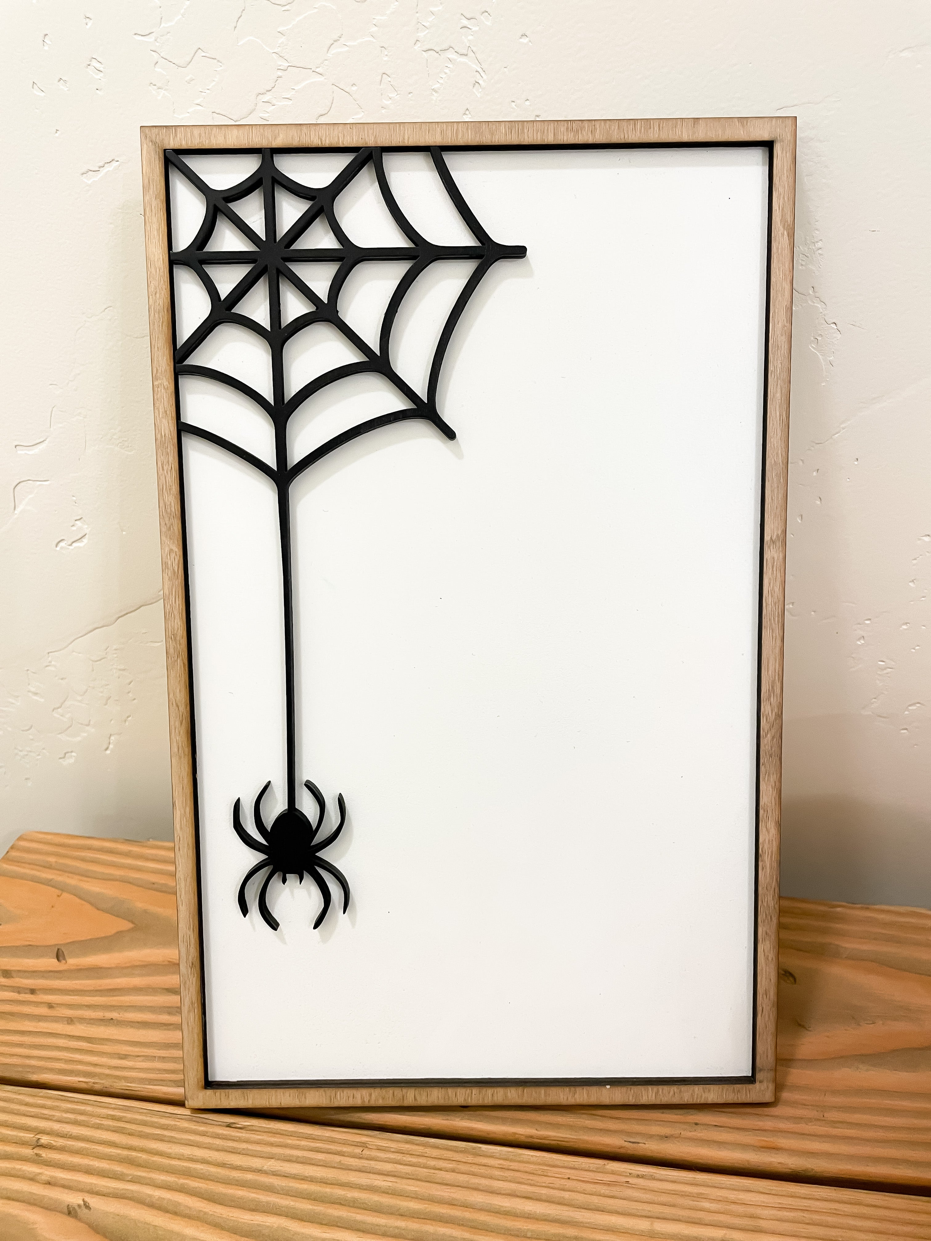 Hanging Spider Sign – Cedar Ridge Design